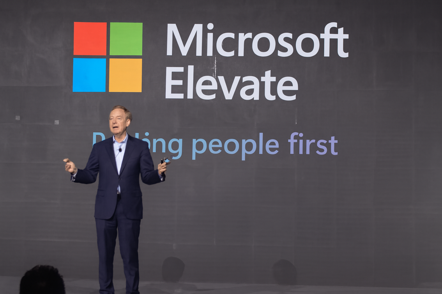 Microsoft Elevate UAE to scale AI literacy across students, educators, and government teams ...